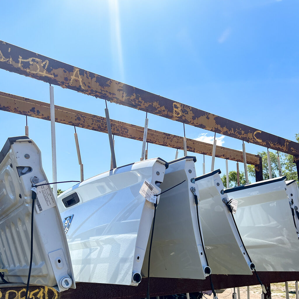 Quality Rear Auto Body Parts | Top Supplier For Used Auto Parts